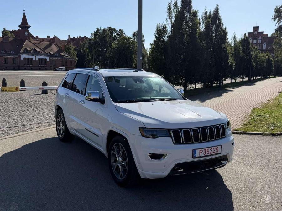 Balts Jeep Grand Cherokee 2019 Klaipėda, ar dzinēja tilpumu 3.60 L un nobraukumu 185 tūkst. km par 18900 €, foto 6 vietnē AUTOMOTO.COM.LV