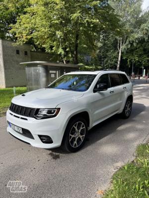 Balts Jeep Grand Cherokee 2019 Klaipėda, ar dzinēja tilpumu 3.60 L un nobraukumu 116 tūkst. km par 21999 €, foto 3 vietnē AUTOMOTO.COM.LV