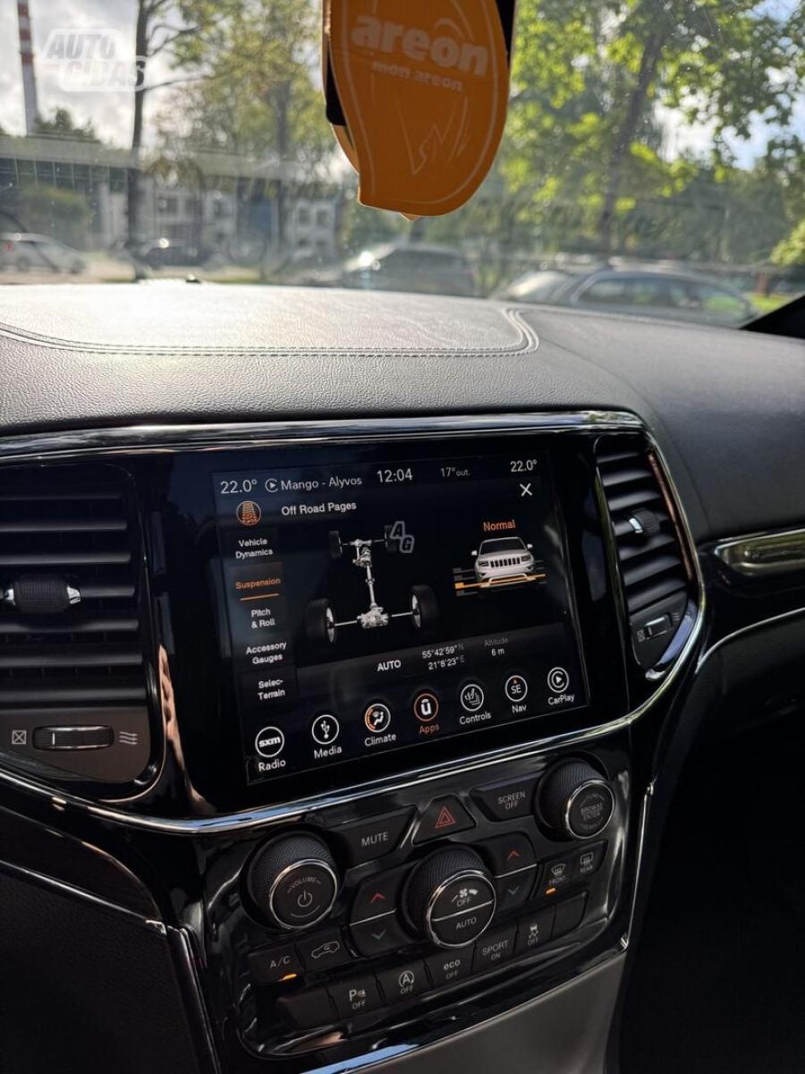 Balts Jeep Grand Cherokee 2019 Klaipėda, ar dzinēja tilpumu 3.60 L un nobraukumu 116 tūkst. km par 21999 €, foto 18 vietnē AUTOMOTO.COM.LV