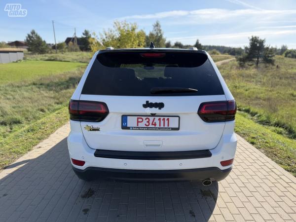 Balts Jeep Grand Cherokee 2019 Ukmergė, ar dzinēja tilpumu 3.60 L un nobraukumu 280 tūkst. km par 9900 €, foto 5 vietnē AUTOMOTO.COM.LV