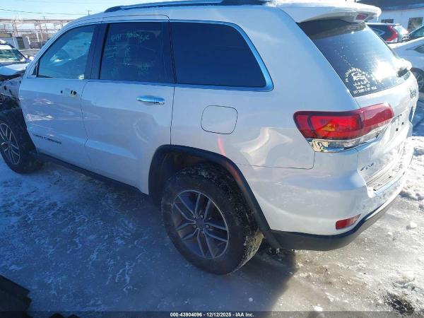 White Jeep Grand Cherokee 2020 in Klaipeda, with an engine capacity of 3.60 L and mileage of 94 thousand km for 10300 €, photo 3 on AUTOMOTO.COM.LV