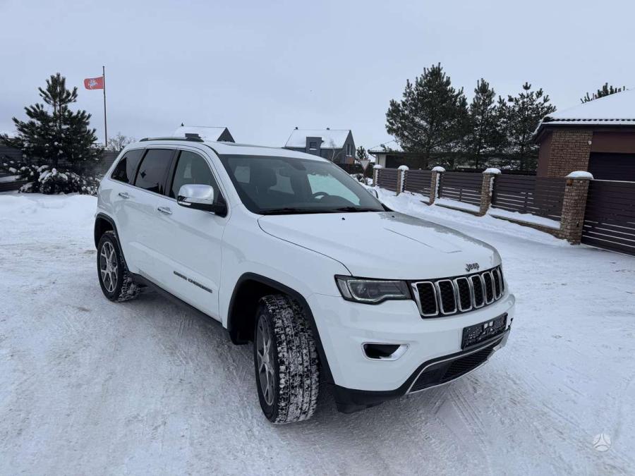 Balts Jeep Grand Cherokee 2020 Klaipėda, ar dzinēja tilpumu 3.60 L un nobraukumu 132 tūkst. km par 19900 €, foto 6 vietnē AUTOMOTO.COM.LV
