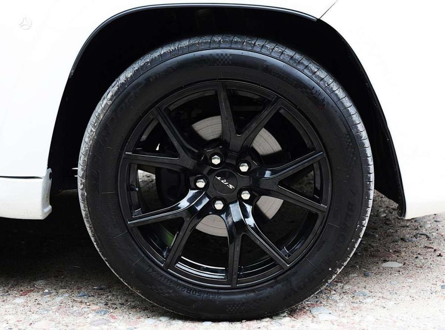 Balts Jeep Grand Cherokee 2020 Kretinga, ar dzinēja tilpumu 3.60 L un nobraukumu 86 tūkst. km par 22999 €, foto 11 vietnē AUTOMOTO.COM.LV