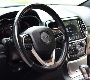 Balts Jeep Grand Cherokee 2020 Kretinga, ar dzinēja tilpumu 3.60 L un nobraukumu 86 tūkst. km par 22999 €, foto 25 vietnē AUTOMOTO.COM.LV
