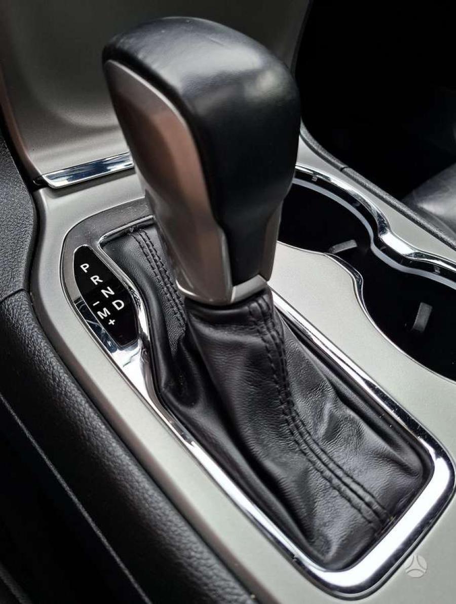Balts Jeep Grand Cherokee 2020 Kretinga, ar dzinēja tilpumu 3.60 L un nobraukumu 86 tūkst. km par 22999 €, foto 31 vietnē AUTOMOTO.COM.LV