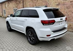 Balts Jeep Grand Cherokee 2020 Šauļi, ar dzinēja tilpumu 3.60 L un nobraukumu 173 tūkst. km par 9400 €, foto  vietnē AUTOMOTO.COM.LV