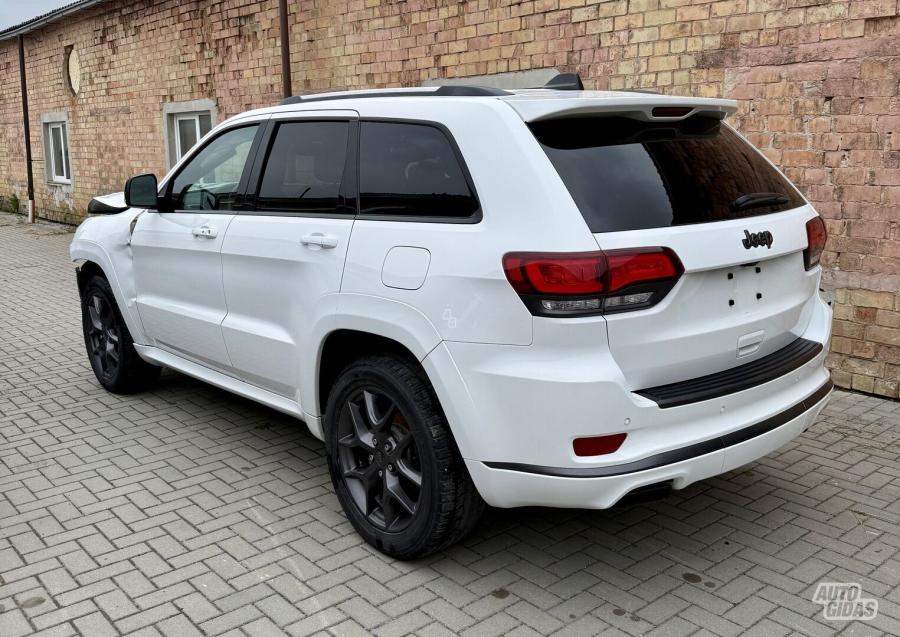 Balts Jeep Grand Cherokee 2020 Šauļi, ar dzinēja tilpumu 3.60 L un nobraukumu 173 tūkst. km par 9400 €, foto 1 vietnē AUTOMOTO.COM.LV