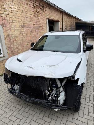 Balts Jeep Grand Cherokee 2020 Šauļi, ar dzinēja tilpumu 3.60 L un nobraukumu 173 tūkst. km par 9400 €, foto 4 vietnē AUTOMOTO.COM.LV