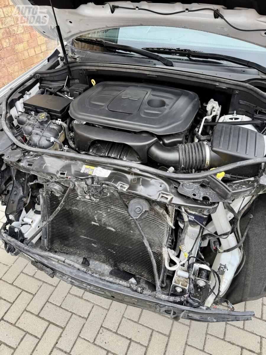 Balts Jeep Grand Cherokee 2020 Šauļi, ar dzinēja tilpumu 3.60 L un nobraukumu 173 tūkst. km par 9400 €, foto 9 vietnē AUTOMOTO.COM.LV