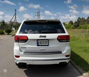 Balts Jeep Grand Cherokee 2020 Viļņa, ar dzinēja tilpumu 3.60 L un nobraukumu 115 tūkst. km par 20499 €, foto 6 vietnē AUTOMOTO.COM.LV