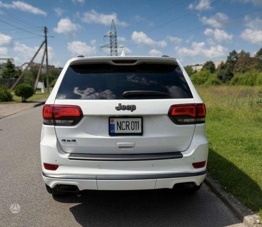 Balts Jeep Grand Cherokee 2020 Viļņa, ar dzinēja tilpumu 3.60 L un nobraukumu 115 tūkst. km par 20499 €, foto 6 vietnē AUTOMOTO.COM.LV