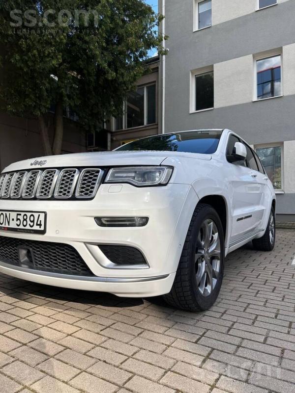 Balts Jeep Grand Cherokee 2020 Rīga, ar dzinēja tilpumu 3.00 L un nobraukumu 140 tūkst. km par 22500 €, foto 2 vietnē AUTOMOTO.COM.LV