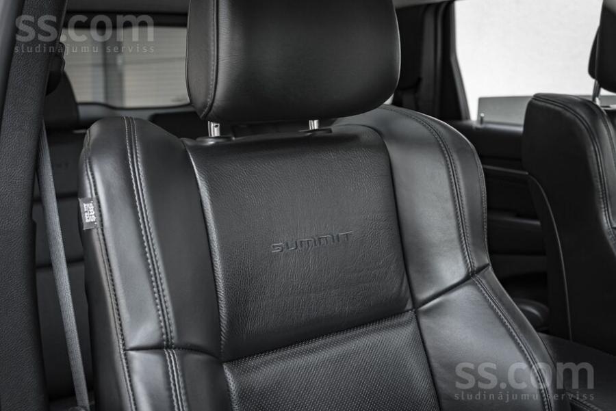 Balts Jeep Grand Cherokee 2020 Rīga, ar dzinēja tilpumu 3.00 L un nobraukumu 147 tūkst. km par 22500 €, foto 14 vietnē AUTOMOTO.COM.LV
