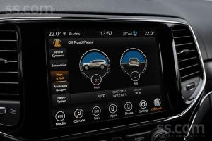 Balts Jeep Grand Cherokee 2020 Rīga, ar dzinēja tilpumu 3.00 L un nobraukumu 147 tūkst. km par 22500 €, foto 26 vietnē AUTOMOTO.COM.LV