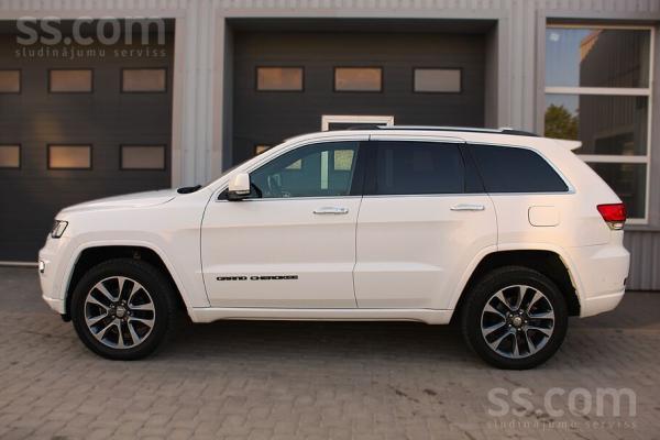 Balts Jeep Grand Cherokee 2021 Rīga, ar dzinēja tilpumu 3.00 L un nobraukumu 0 tūkst. km par 22950 €, foto 6 vietnē AUTOMOTO.COM.LV