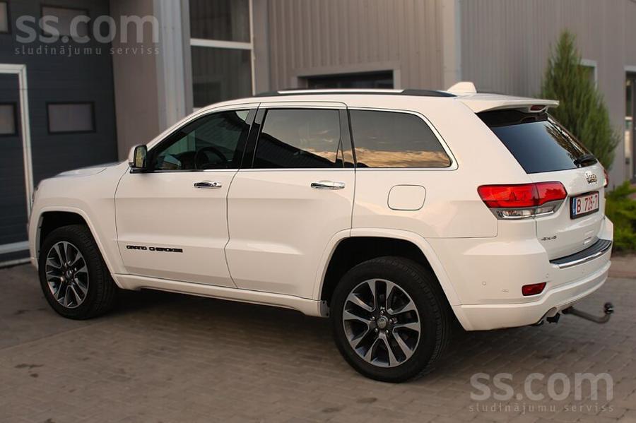 Balts Jeep Grand Cherokee 2021 Rīga, ar dzinēja tilpumu 3.00 L un nobraukumu 0 tūkst. km par 22950 €, foto 9 vietnē AUTOMOTO.COM.LV