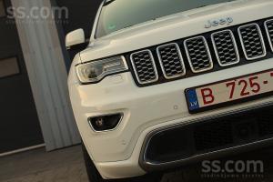Balts Jeep Grand Cherokee 2021 Rīga, ar dzinēja tilpumu 3.00 L un nobraukumu 0 tūkst. km par 22950 €, foto 19 vietnē AUTOMOTO.COM.LV