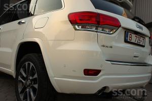 Balts Jeep Grand Cherokee 2021 Rīga, ar dzinēja tilpumu 3.00 L un nobraukumu 0 tūkst. km par 22950 €, foto 31 vietnē AUTOMOTO.COM.LV