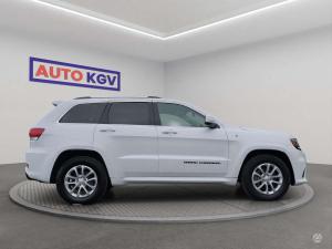 White Jeep Grand Cherokee 2021 in Vilnius, with an engine capacity of 3.60 L and mileage of 41 thousand km for 19999 €, photo 7 on AUTOMOTO.COM.LV