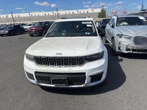 Balts Jeep Grand Cherokee 2021 Ukmergė, ar dzinēja tilpumu 3.60 L un nobraukumu 25 tūkst. km par 16999 €, foto 3 vietnē AUTOMOTO.COM.LV