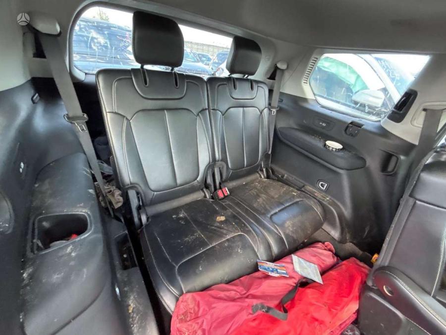 Balts Jeep Grand Cherokee 2021 Ukmergė, ar dzinēja tilpumu 3.60 L un nobraukumu 25 tūkst. km par 16999 €, foto 27 vietnē AUTOMOTO.COM.LV