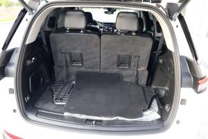 White Jeep Grand Cherokee 2021 in Vilnius, with an engine capacity of 3.60 L and mileage of 56 thousand km for 28499 €, photo 18 on AUTOMOTO.COM.LV