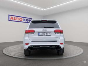 Balts Jeep Grand Cherokee 2021 Viļņa, ar dzinēja tilpumu 3.60 L un nobraukumu 41 tūkst. km par 18999 €, foto 5 vietnē AUTOMOTO.COM.LV