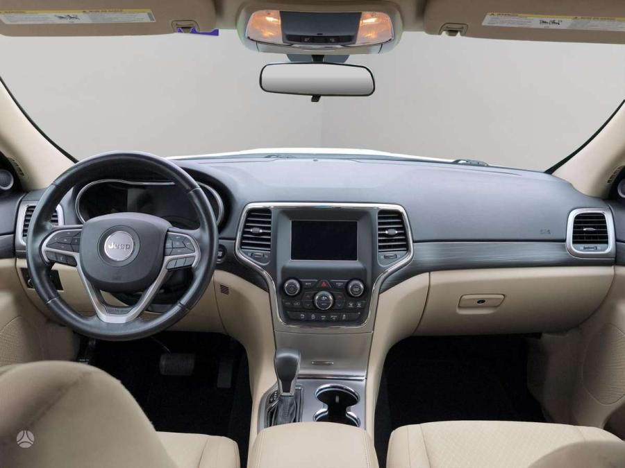 Balts Jeep Grand Cherokee 2021 Viļņa, ar dzinēja tilpumu 3.60 L un nobraukumu 41 tūkst. km par 18999 €, foto 14 vietnē AUTOMOTO.COM.LV