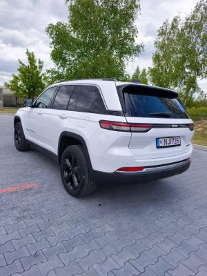 Белый Джип Гранд Чероки 2022 в Каунас, объемом двигателя 3.60 л и пробегом 55 тыс. км за 30499 €, фото 5 на AUTOMOTO.COM.LV
