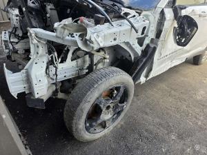 Balts Jeep Grand Cherokee 2022 Kauņa, ar dzinēja tilpumu 3.60 L un nobraukumu 50 tūkst. km par 6000 €, foto 4 vietnē AUTOMOTO.COM.LV