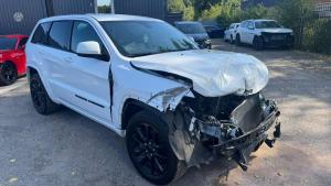 Balts Jeep Grand Cherokee 2022 Ukmergė, ar dzinēja tilpumu 3.60 L un nobraukumu 68 tūkst. km par 11490 €, foto 6 vietnē AUTOMOTO.COM.LV