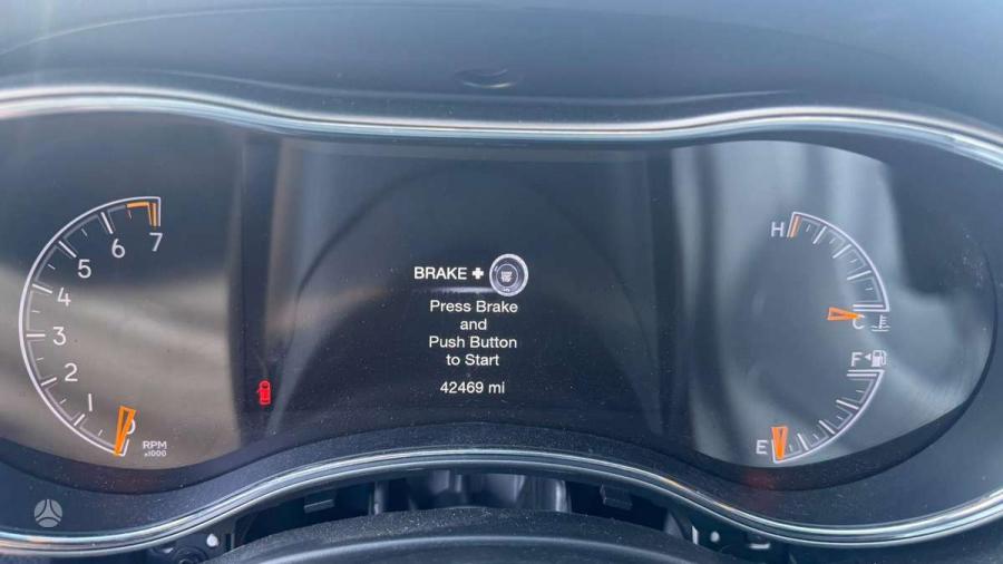Balts Jeep Grand Cherokee 2022 Ukmergė, ar dzinēja tilpumu 3.60 L un nobraukumu 68 tūkst. km par 11490 €, foto 15 vietnē AUTOMOTO.COM.LV