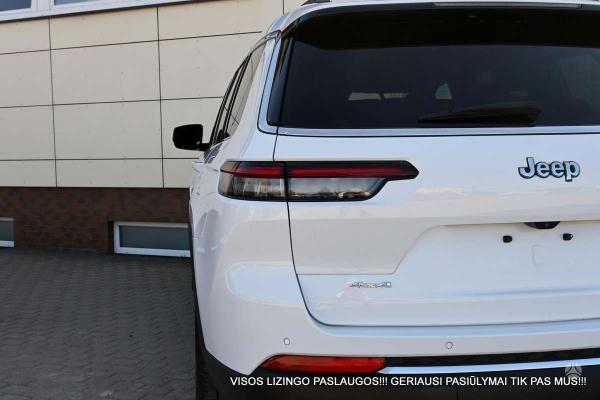 White Jeep Grand Cherokee 2023 in Kretinga, with an engine capacity of 3.60 L and mileage of 100 thousand km for 31499 €, photo 10 on AUTOMOTO.COM.LV