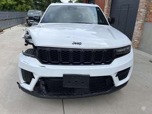 Balts Jeep Grand Cherokee 2023 Kauņa, ar dzinēja tilpumu 3.60 L un nobraukumu 69 tūkst. km par 16800 €, foto 3 vietnē AUTOMOTO.COM.LV