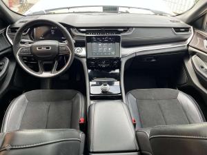 Balts Jeep Grand Cherokee 2023 Kauņa, ar dzinēja tilpumu 3.60 L un nobraukumu 69 tūkst. km par 16800 €, foto 8 vietnē AUTOMOTO.COM.LV