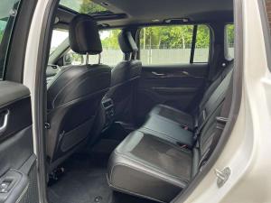 Balts Jeep Grand Cherokee 2023 Kauņa, ar dzinēja tilpumu 3.60 L un nobraukumu 69 tūkst. km par 16800 €, foto 10 vietnē AUTOMOTO.COM.LV