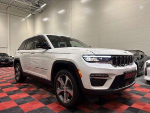 Balts Jeep Grand Cherokee 2023 Viļņa, ar dzinēja tilpumu 2.00 L un nobraukumu 59 tūkst. km par 41990 €, foto 4 vietnē AUTOMOTO.COM.LV