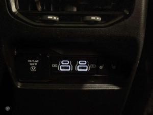 Balts Jeep Grand Cherokee 2023 Viļņa, ar dzinēja tilpumu 2.00 L un nobraukumu 59 tūkst. km par 41990 €, foto 35 vietnē AUTOMOTO.COM.LV