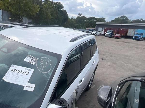 Balts Jeep Grand Cherokee 2023 Ukmergė, ar dzinēja tilpumu 3.60 L un nobraukumu 88 tūkst. km par 9199 €, foto 10 vietnē AUTOMOTO.COM.LV
