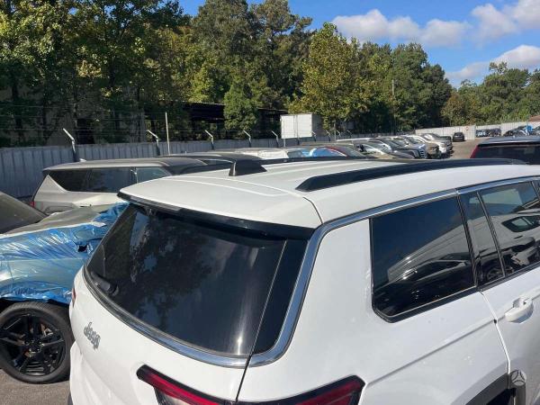 Balts Jeep Grand Cherokee 2024 Ukmergė, ar dzinēja tilpumu 3.60 L un nobraukumu 78 tūkst. km par 9999 €, foto 5 vietnē AUTOMOTO.COM.LV