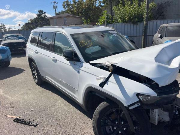 Balts Jeep Grand Cherokee 2024 Ukmergė, ar dzinēja tilpumu 3.60 L un nobraukumu 78 tūkst. km par 9999 €, foto 7 vietnē AUTOMOTO.COM.LV