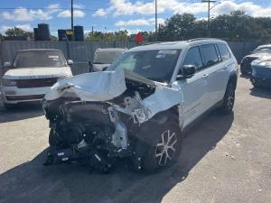 Balts Jeep Grand Cherokee 2024 Ukmergė, ar dzinēja tilpumu 3.60 L un nobraukumu 78 tūkst. km par 9999 €, foto 10 vietnē AUTOMOTO.COM.LV