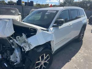 Balts Jeep Grand Cherokee 2024 Ukmergė, ar dzinēja tilpumu 3.60 L un nobraukumu 78 tūkst. km par 9999 €, foto 11 vietnē AUTOMOTO.COM.LV