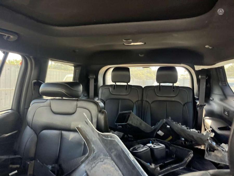 Balts Jeep Grand Cherokee 2024 Ukmergė, ar dzinēja tilpumu 3.60 L un nobraukumu 78 tūkst. km par 9999 €, foto 21 vietnē AUTOMOTO.COM.LV