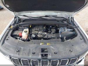 White Jeep Grand Cherokee 2025 in Klaipeda, with an engine capacity of 3.60 L and mileage of 42 thousand km for 17700 €, photo 11 on AUTOMOTO.COM.LV