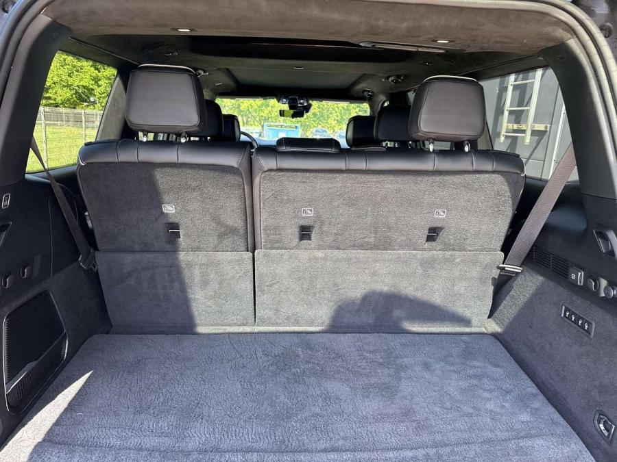 Pelēks Jeep grand-wagoneer 2022 Šilutė, ar dzinēja tilpumu 6.40 L un nobraukumu 6 tūkst. km par 77000 €, foto 10 vietnē AUTOMOTO.COM.LV