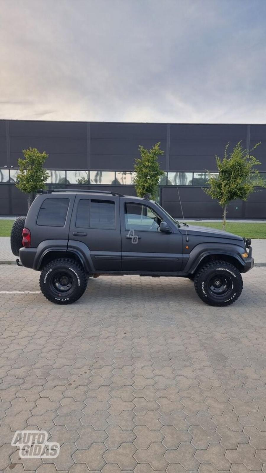 Pelēks Jeep Liberty 2006 Kauņa, ar dzinēja tilpumu 3.70 L un nobraukumu 232 tūkst. km par 6600 €, foto 13 vietnē AUTOMOTO.COM.LV
