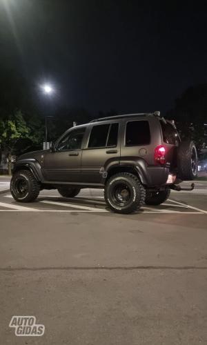 Pelēks Jeep Liberty 2006 Kauņa, ar dzinēja tilpumu 3.70 L un nobraukumu 232 tūkst. km par 6600 €, foto 22 vietnē AUTOMOTO.COM.LV