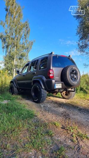 Pelēks Jeep Liberty 2006 Kauņa, ar dzinēja tilpumu 3.70 L un nobraukumu 232 tūkst. km par 6600 €, foto 24 vietnē AUTOMOTO.COM.LV