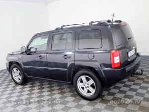 Melns Jeep Patriot 2007 Tallina, ar dzinēja tilpumu 2.40 L un nobraukumu 265 tūkst. km par 2599 €, foto 5 vietnē AUTOMOTO.COM.LV